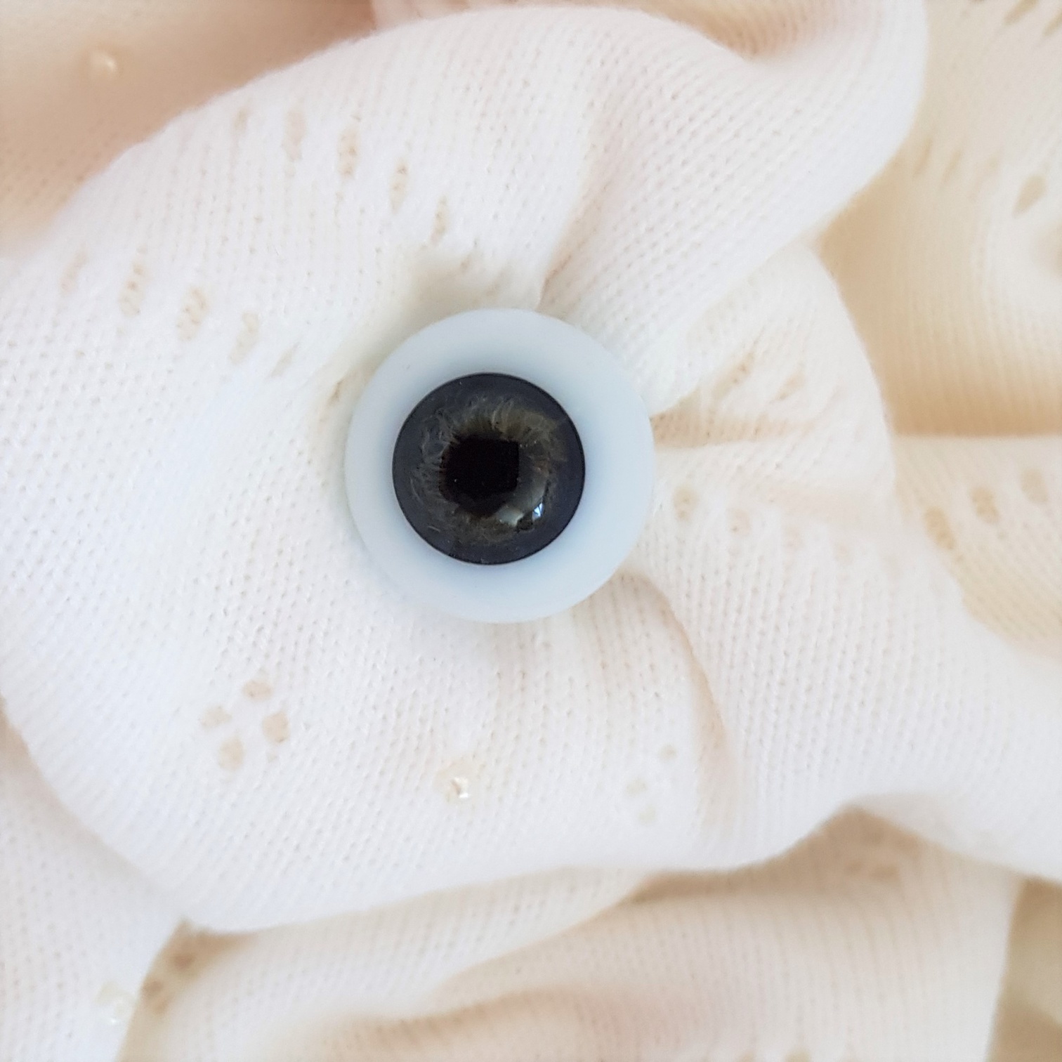 Newborn Deep Peridot Green Human Eyes Full Round - Tinkerbellcreations ...